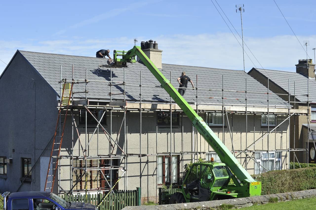 How To Stay Safe Working In Construction - ThingsMenBuy.com